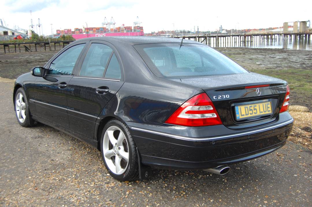 Barons Classic Car Auctioneers