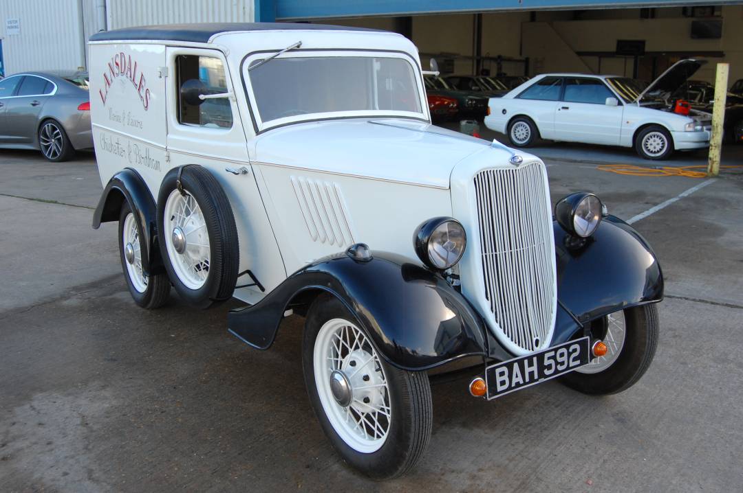 Barons Classic Car Auctioneers